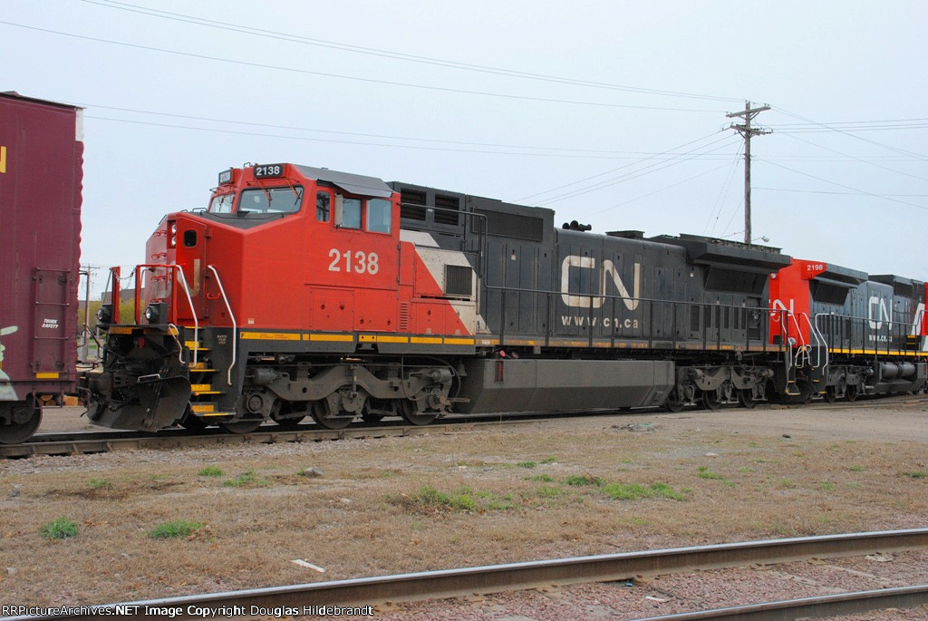CN 2138